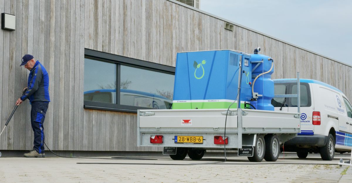 Waterkracht: elektrisch onkruid bestrijden met heet water en hoge druk