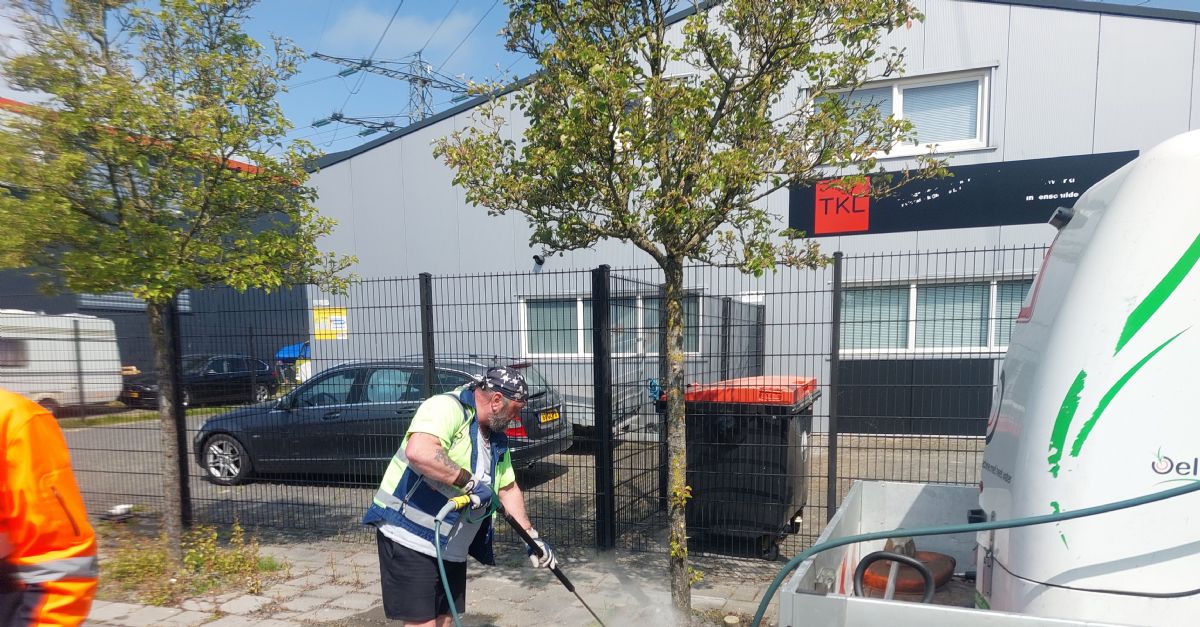 Heetwatermachines draaien het jaar rond in Leeuwarden